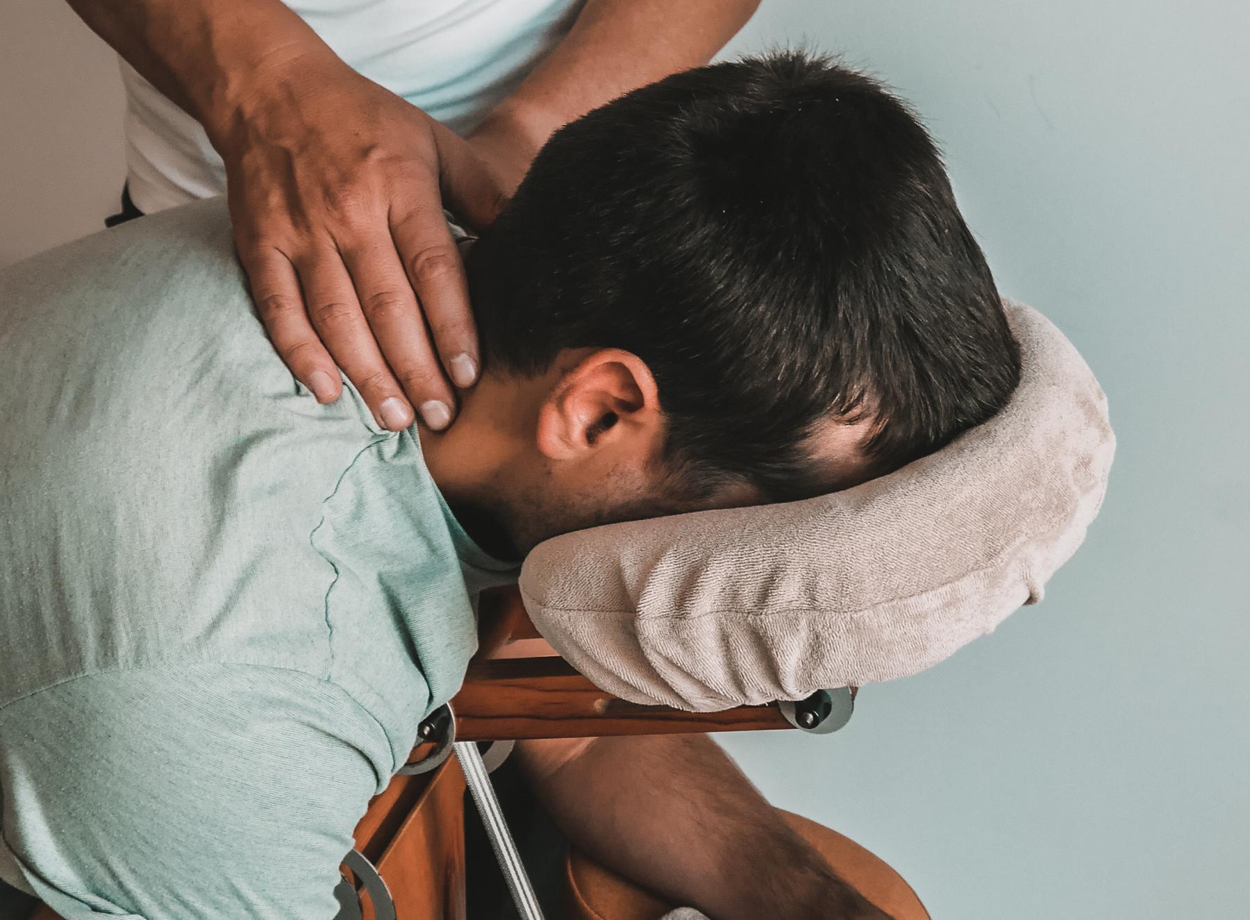 Se faire masser par un homme ou par une femme ? - Le mag' Wecasa